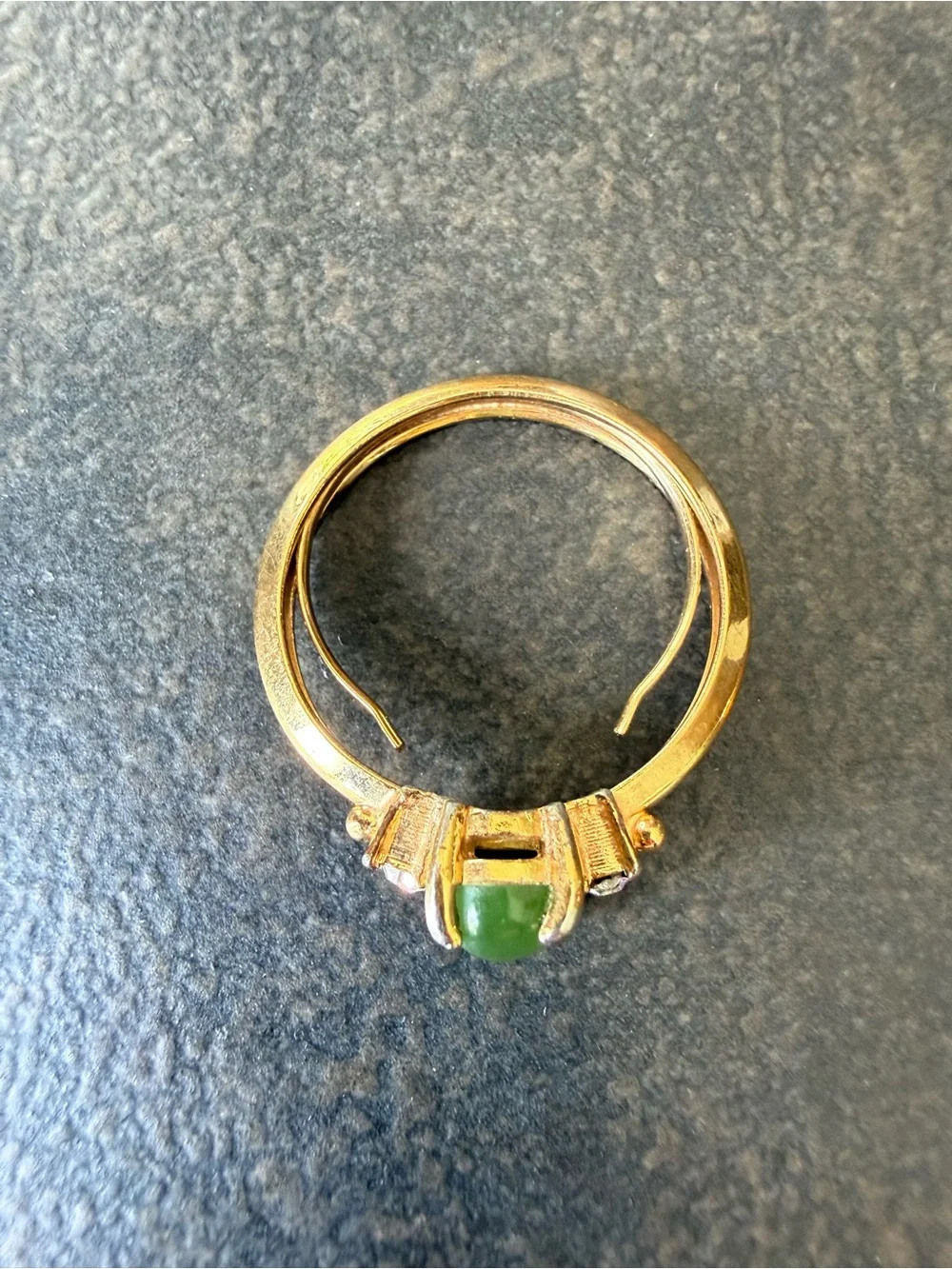 Avon | Jewelry | Vintage Avon Ring With Green Jade Center And Clear ...
